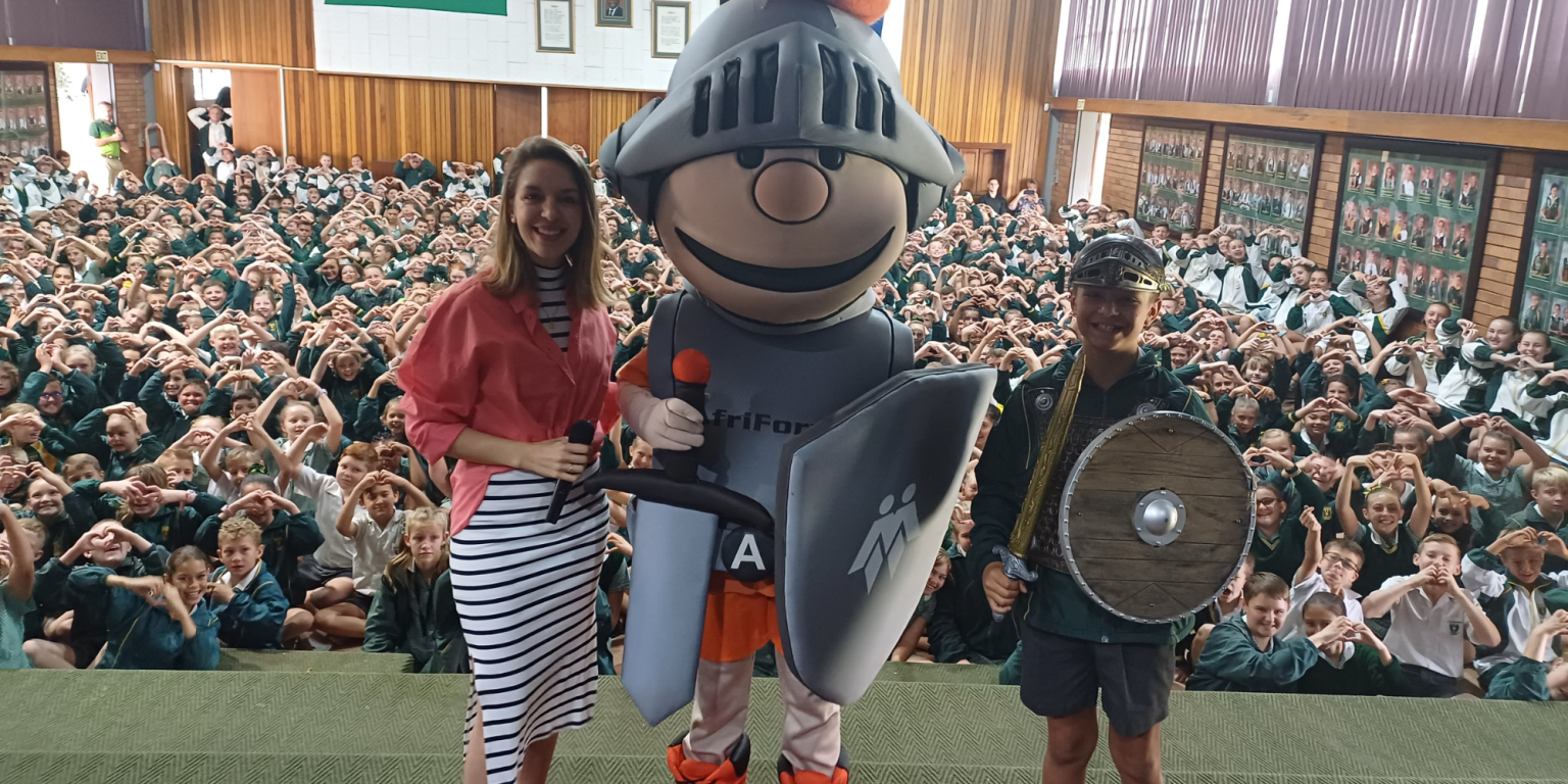 AfriForum se teenboelieveldtogspan en AfriForumTV besoek Laerskool ...